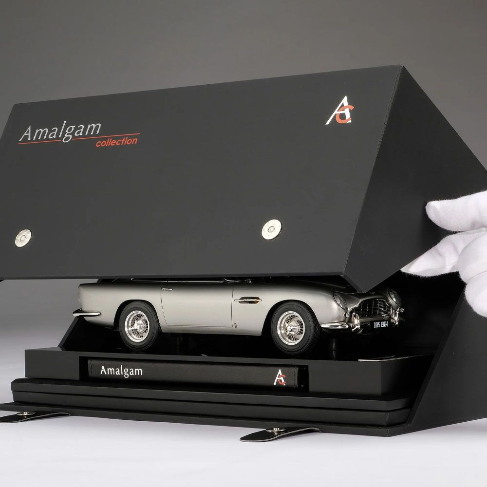 Amalgam Collection Aston Martin DB5 Vantage
