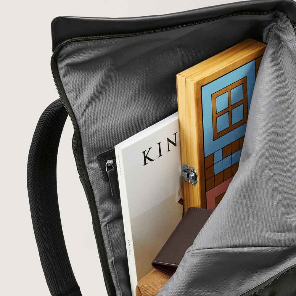 Carl Friedrik City-Hopper-Rucksack - Holzkohle