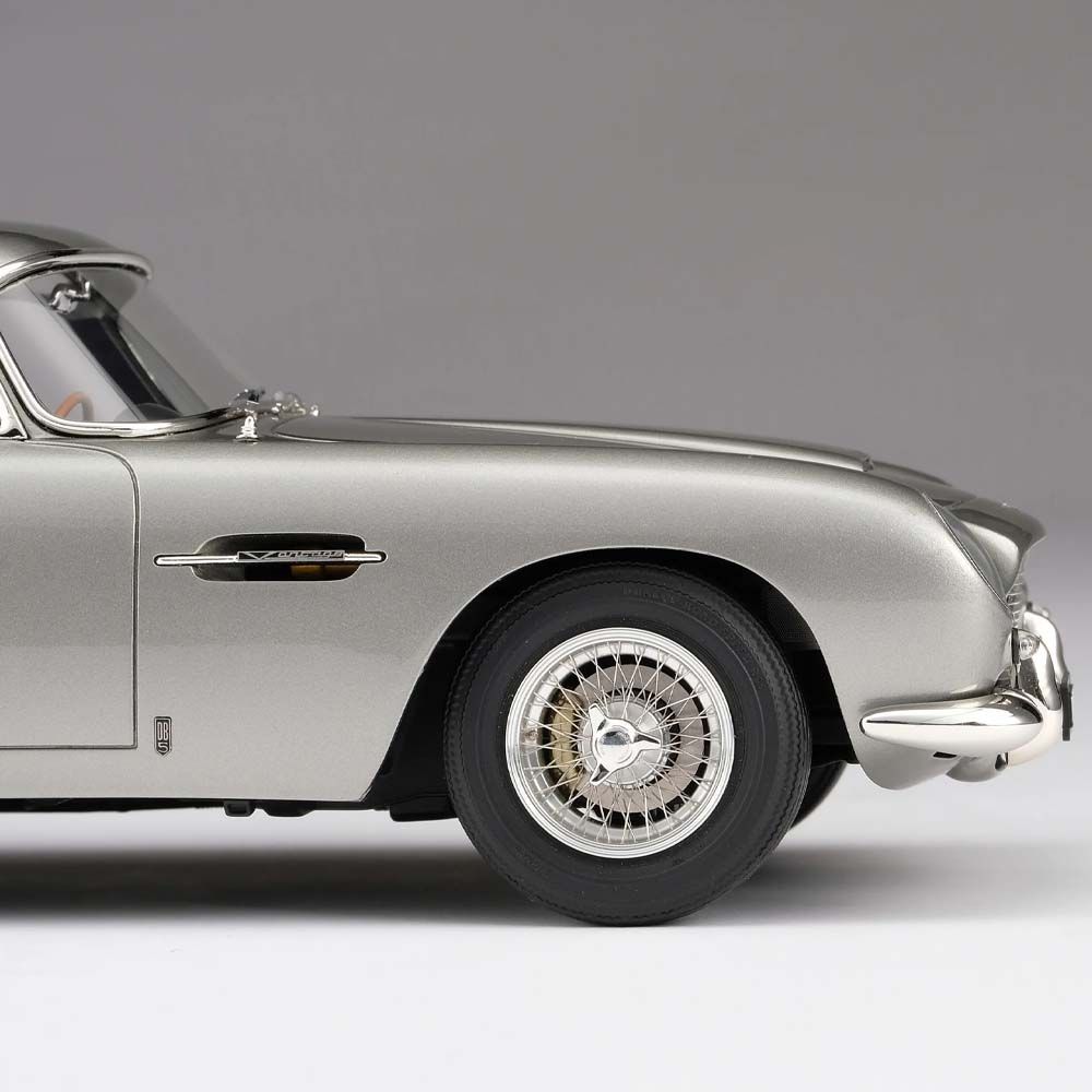 Amalgam Collection Aston Martin DB5 Vantage