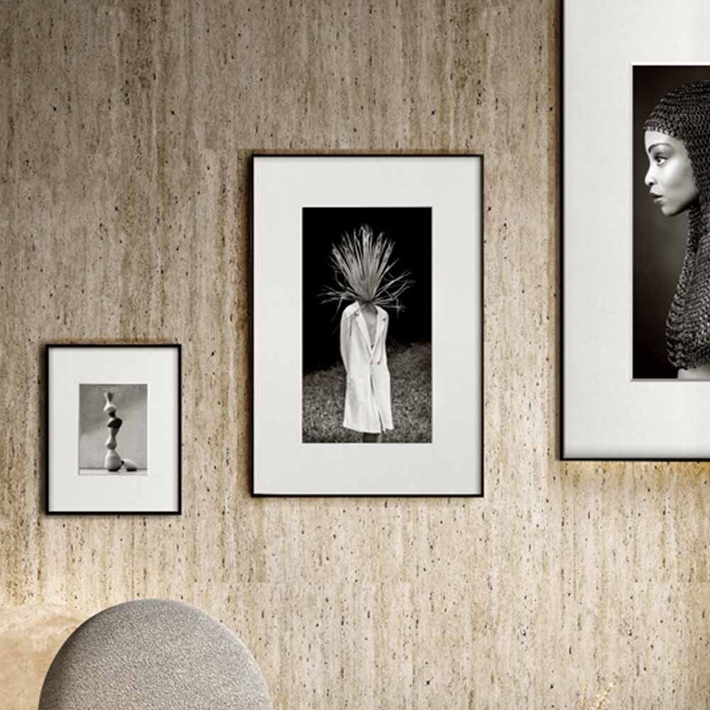 IONNYK Maxine Digital Art Frame - Masterpiece