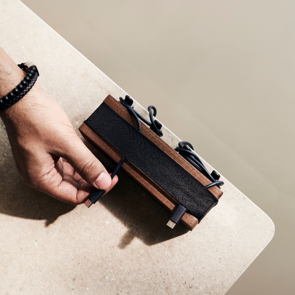 NOOE Wire Governor - Walnut