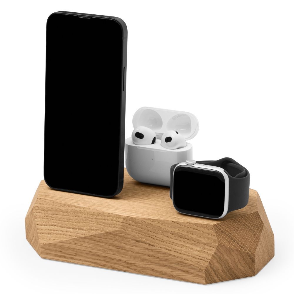 Oakywood Triple Charging Dock - Oak