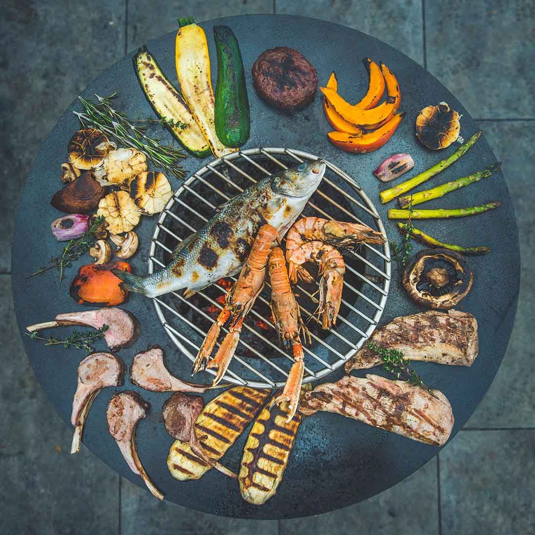 Artola Fiq barbecue with column - Rust