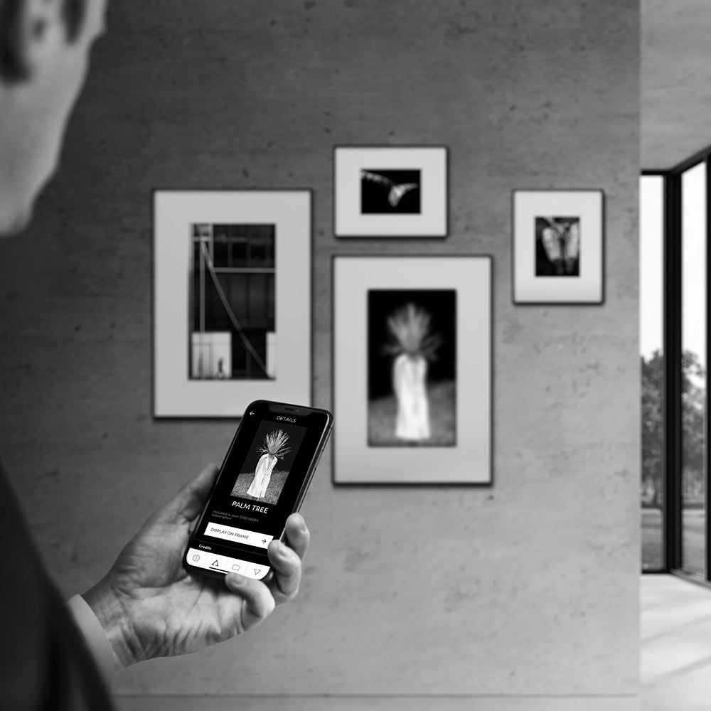 IONNYK Linn Digital Art Frame - Classic