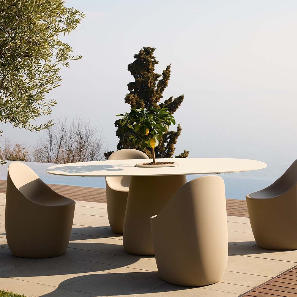 Qeeboo Cobble Table With Integrated Ice Bucket/Planter - Taupe