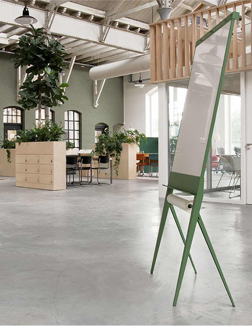 Studio VI.X STRUIS design board green