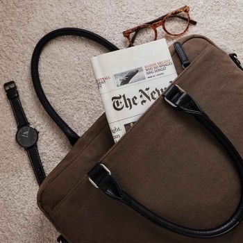 Vinga of Sweden Nabucco vegan leather pencil cup