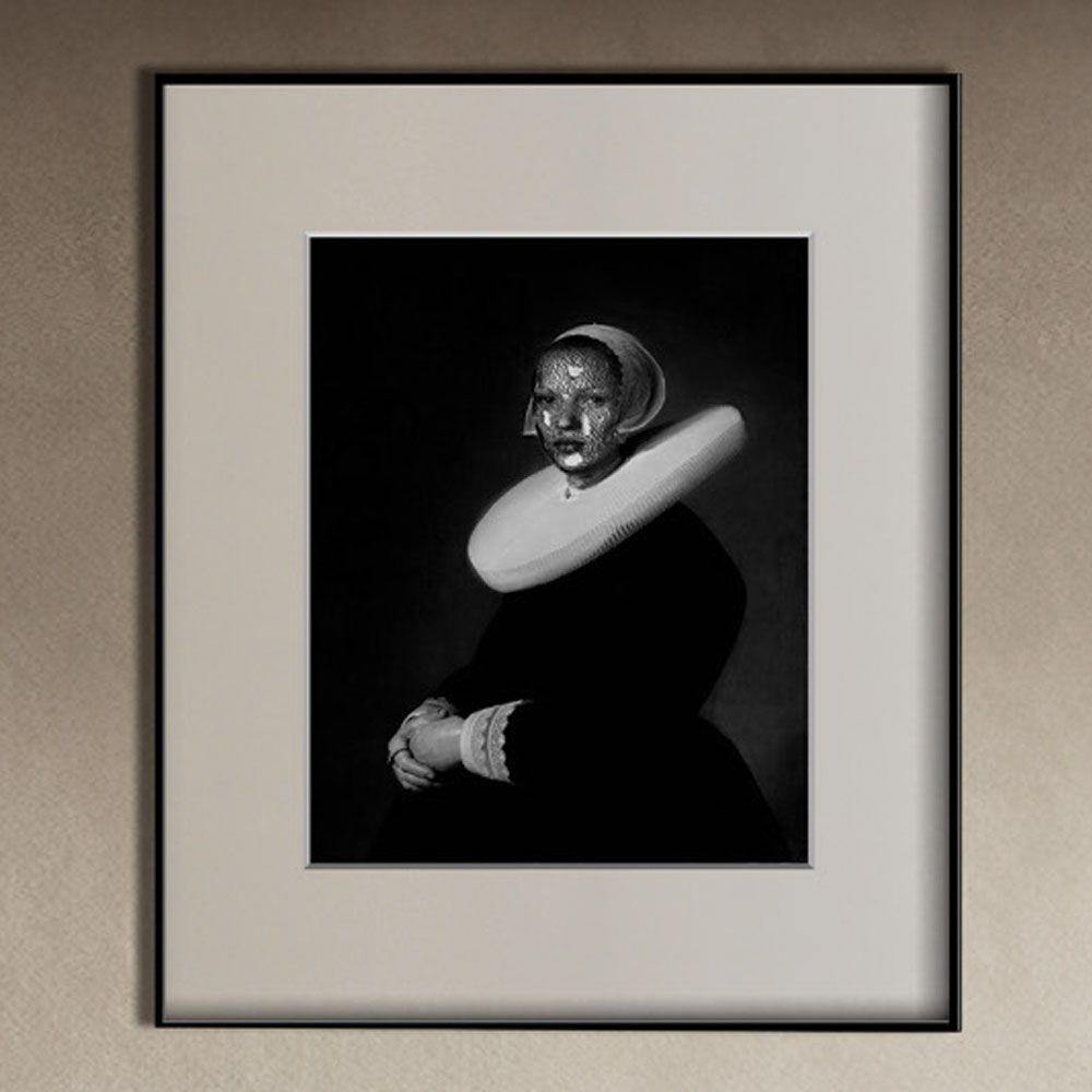 IONNYK Maxine Digital Art Frame - Masterpiece