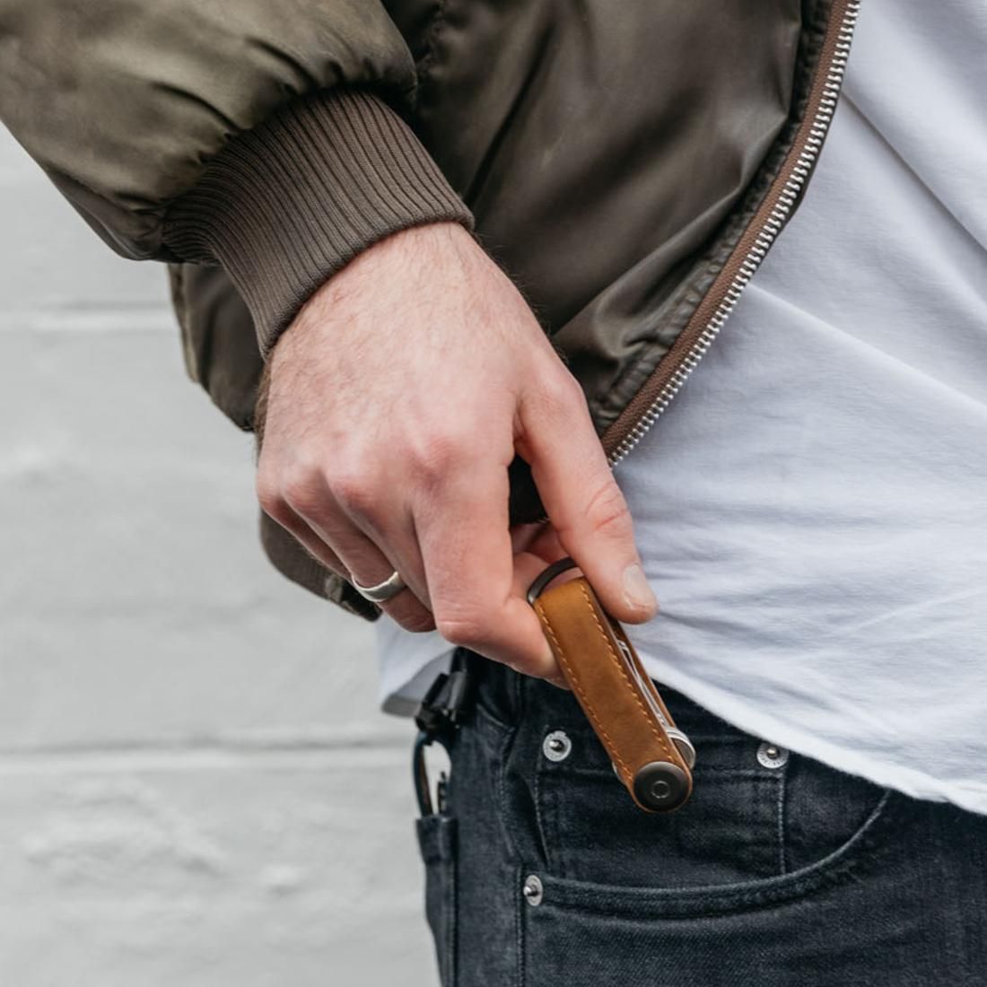 Orbitkey Crazy Horse leather key organiser - chestnut brown