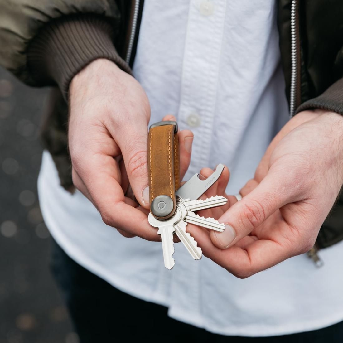 Orbitkey Crazy Horse leather key organiser - chestnut brown